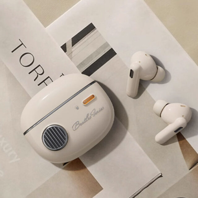 Retro Wireless earbuds Pro » Lifestyle & Gifts ↬ iregee